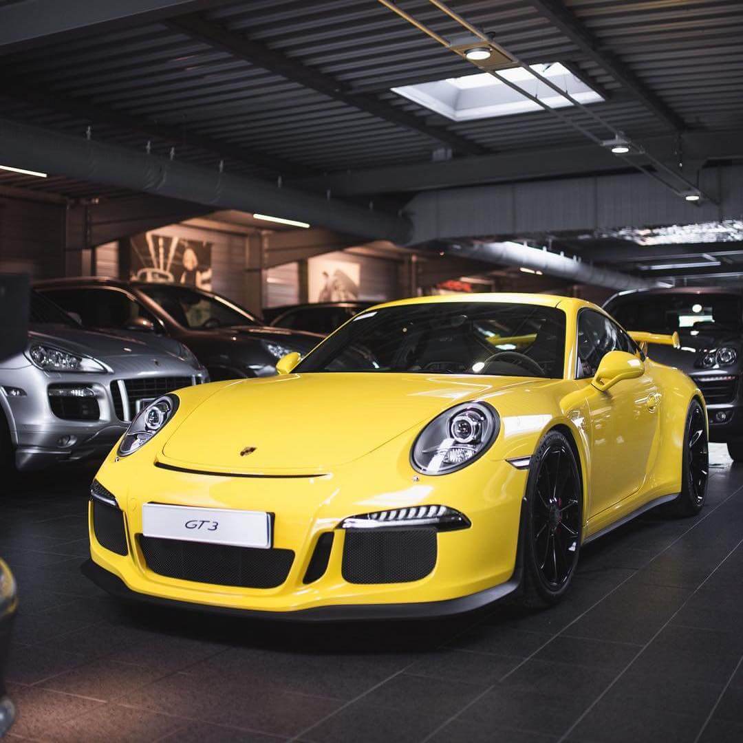 Plate Viewer | Put any number plate on any car with our private reg ...